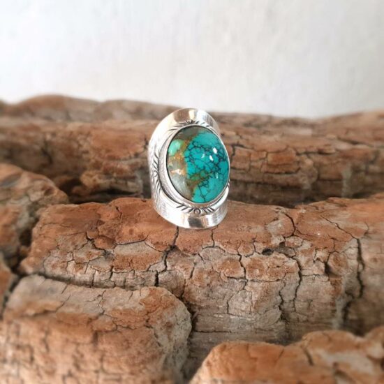 Grosse bague en turquoise naturelle - OMYOKI bijoux équitables